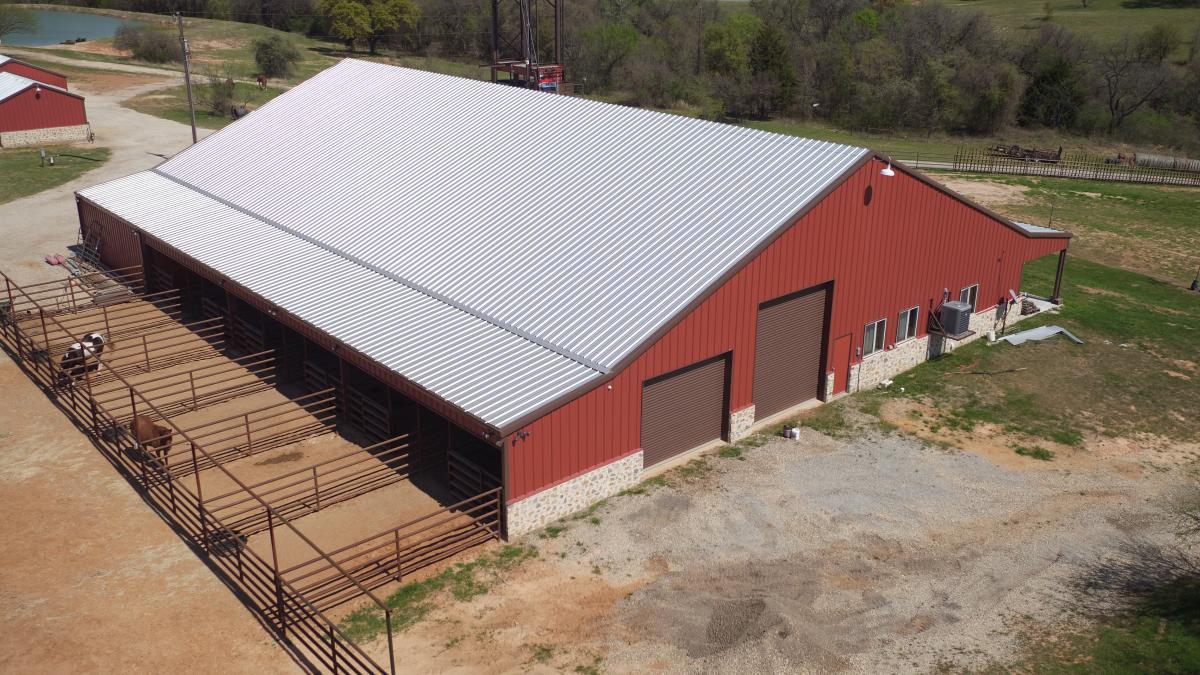 Horse Ranch - Horse Ranch - Mueller, Inc