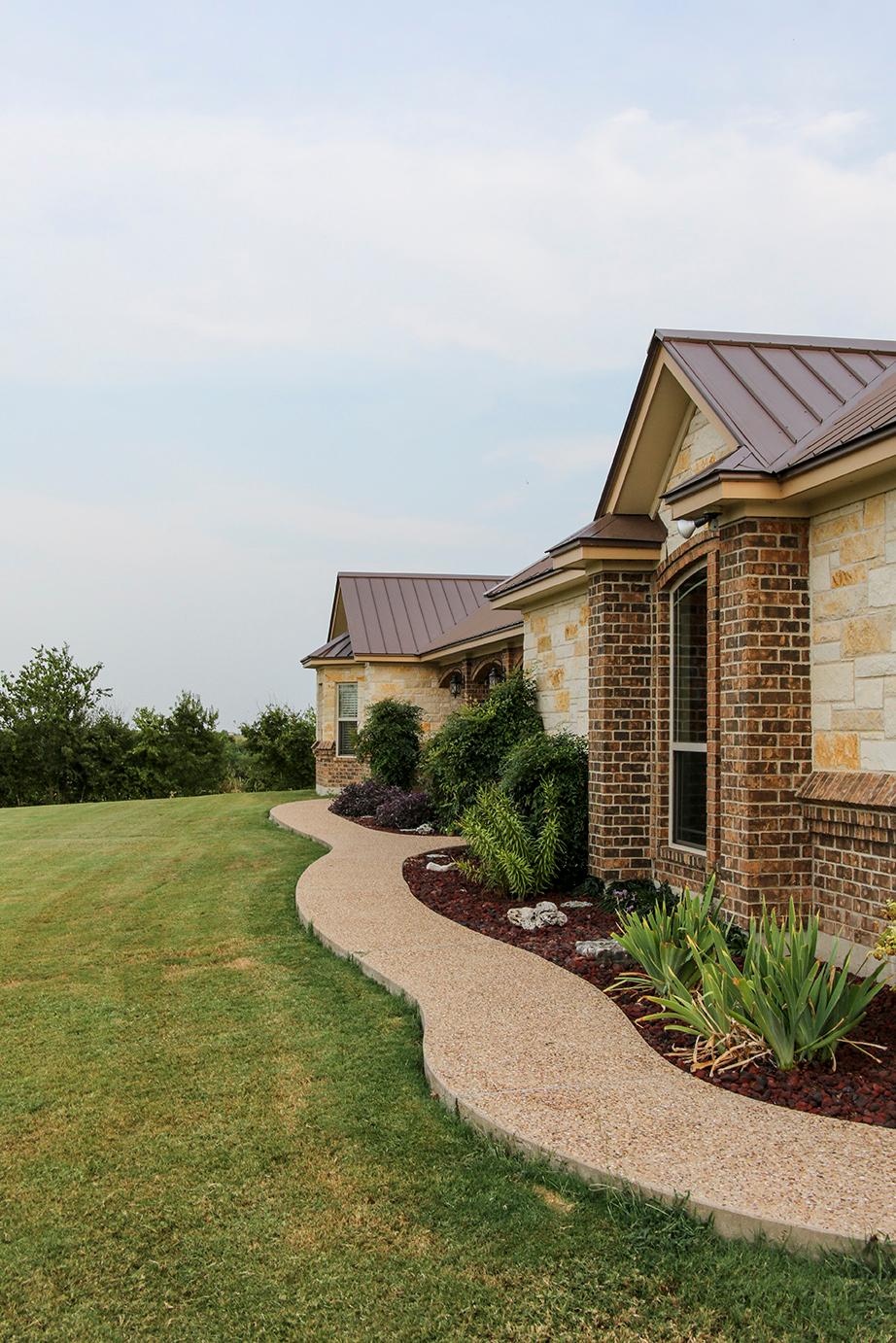 Saddle Leather Brown_5 - Saddle Leather Brown 5 - Mueller, Inc