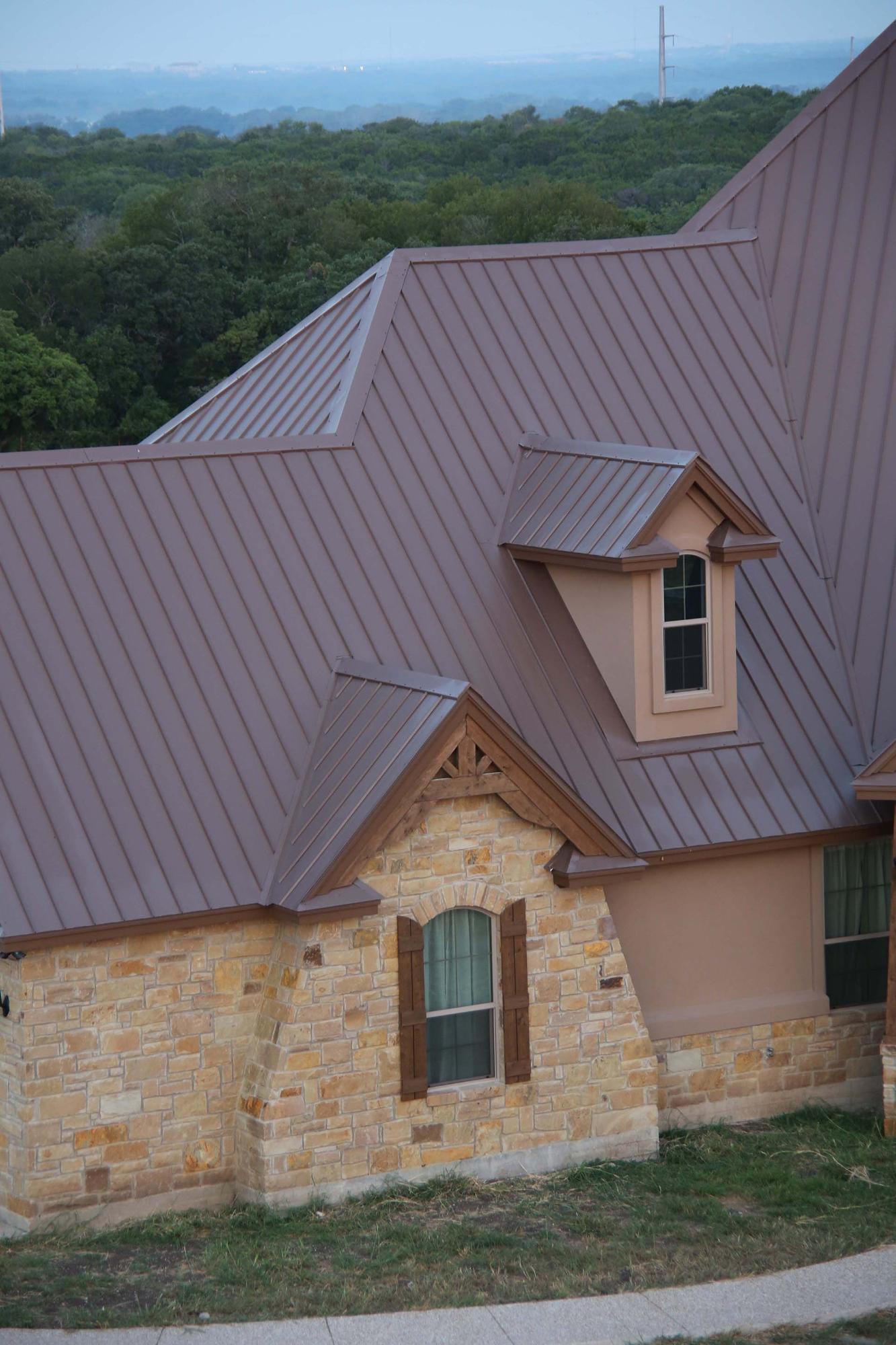 Saddle Leather Brown_1 - Saddle Leather Brown 1 - Mueller, Inc