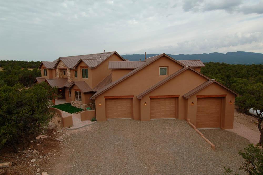 Saddle Leather Brown_2 - Saddle Leather Brown 2 - Mueller, Inc